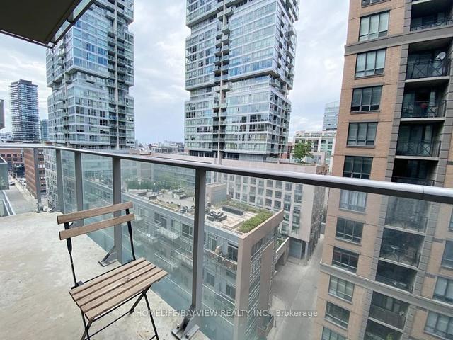 1104 - 126 Simcoe St, Toronto | Expired, C7205928 | Condos.ca
