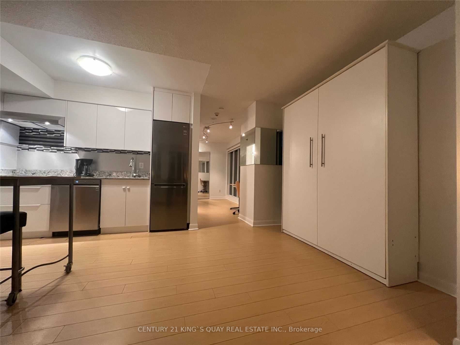 801 - 210 Victoria St, Toronto | Leased, C7211422 | Condos.ca