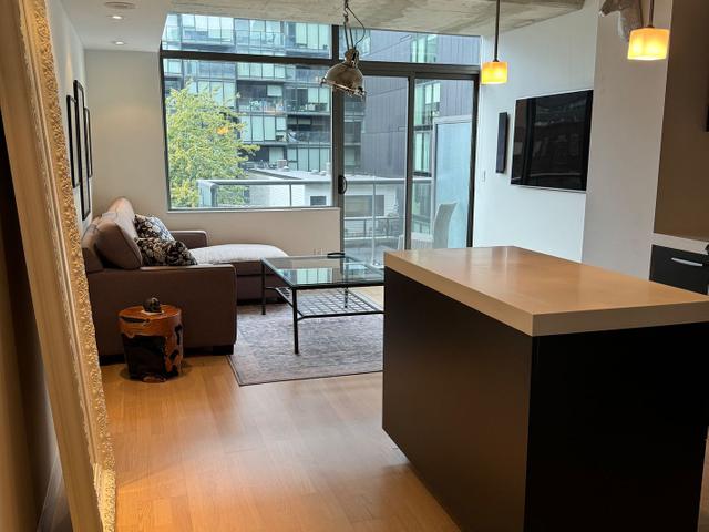 614 - 55 Stewart St, Toronto | Leased, C7229382 | Condos.ca