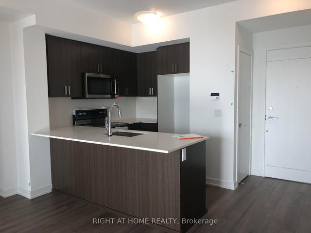 704 - 1603 Eglinton Ave W, York | Leased, C7245490 | Condos.ca