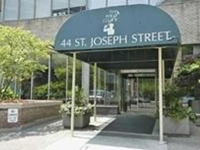 1402 - 44 St Joseph St, Toronto | Leased, C7322930 | Condos.ca