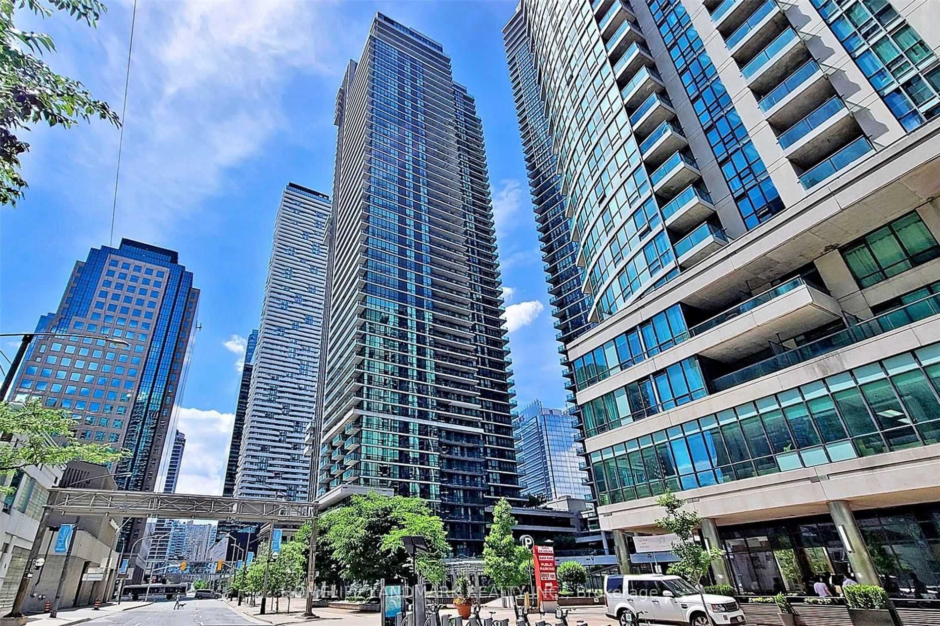 3305 - 33 Bay St, Toronto | Terminated, C7329622 | Condos.ca