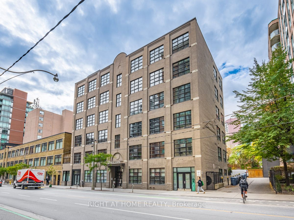 205 - 90 Sherbourne St, Toronto | Leased, C7359180 | Condos.ca