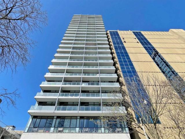 1303 - 210 Simcoe St, Toronto | Terminated, C7364452 | Condos.ca
