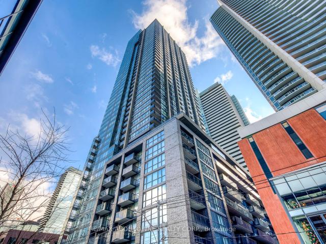 295 Adelaide St W | The Pinnacle on Adelaide Condos | 5 Condos for Sale ...