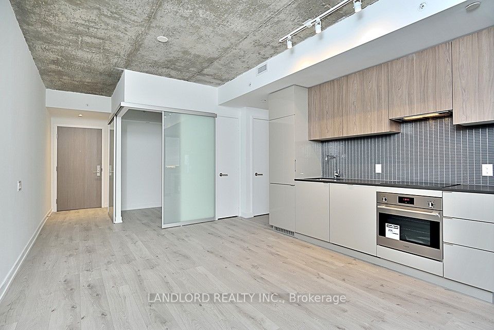 2202 - 161 Roehampton Ave, Toronto | Terminated, C7376174 | Condos.ca