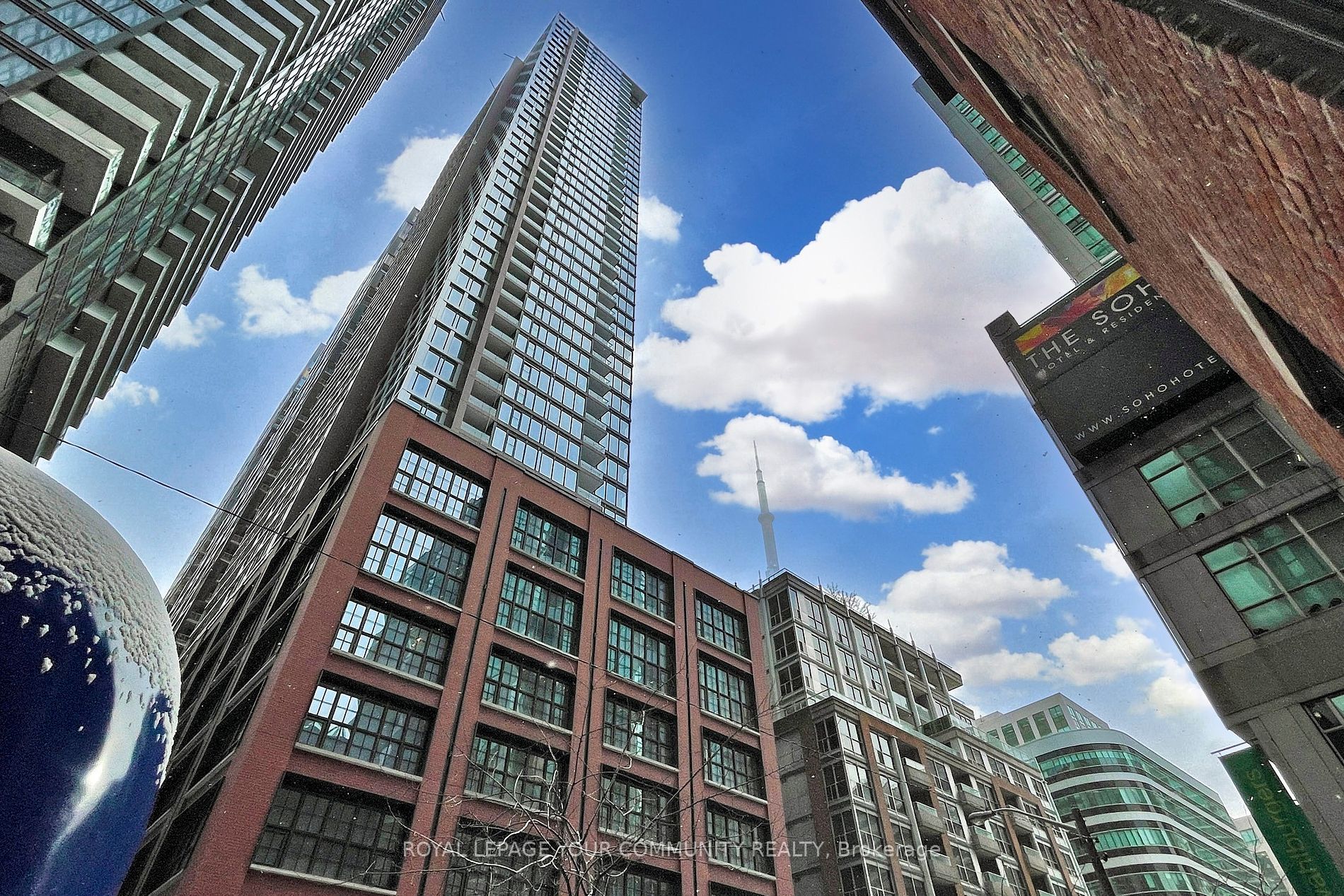 317 - 55 Mercer St, Toronto | Leased, C8012472 | Condos.ca