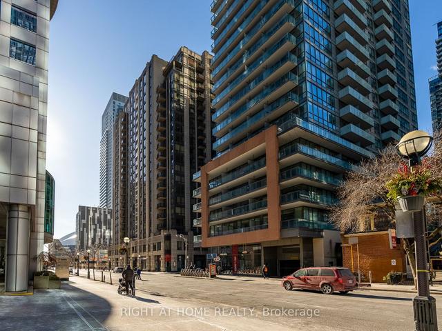8 Mercer St Condos | 8 Condos for Sale & 9 Condos for Rent | Condos.ca