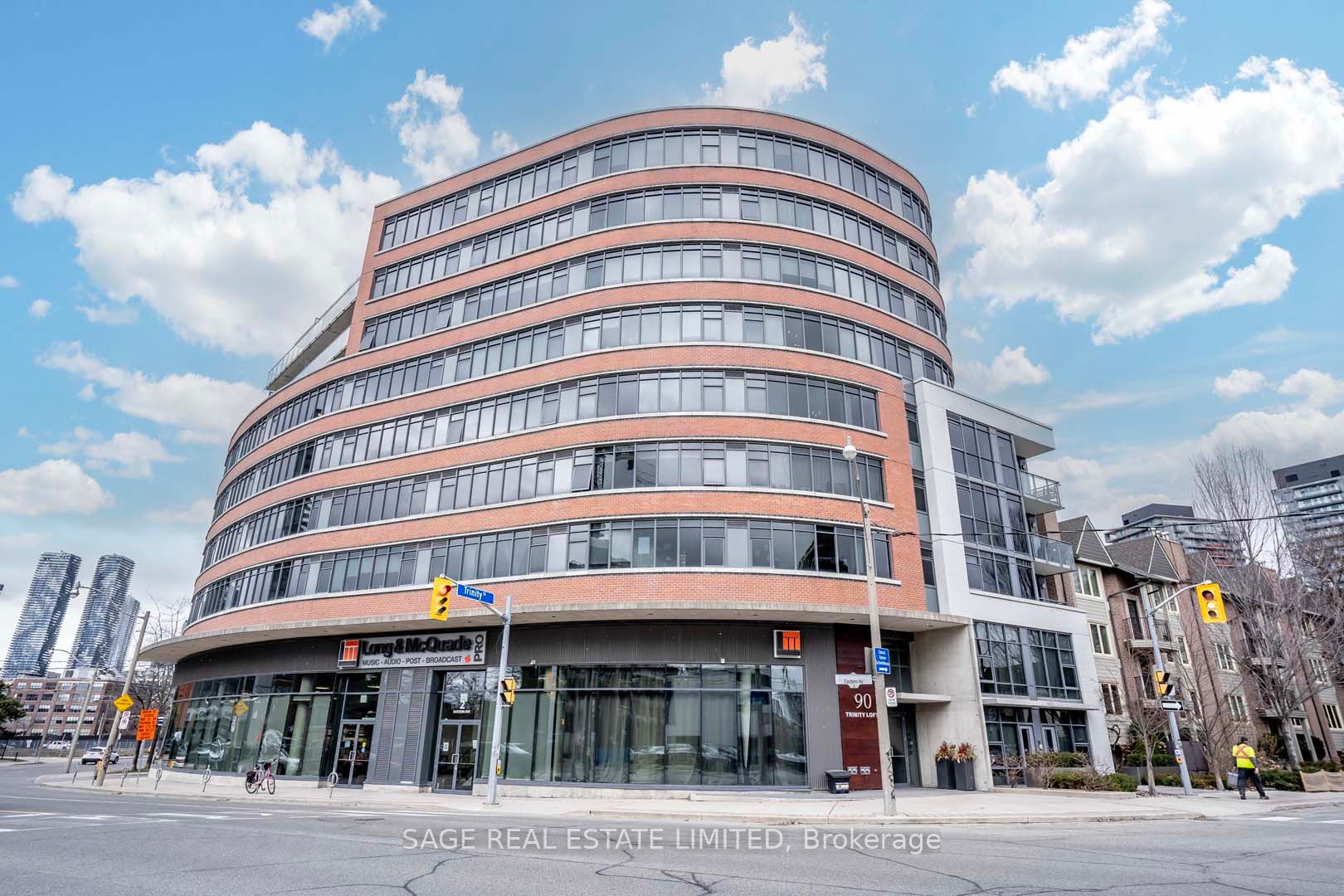 305 - 90 Trinity St, Toronto | Terminated, C8036140 | Condos.ca