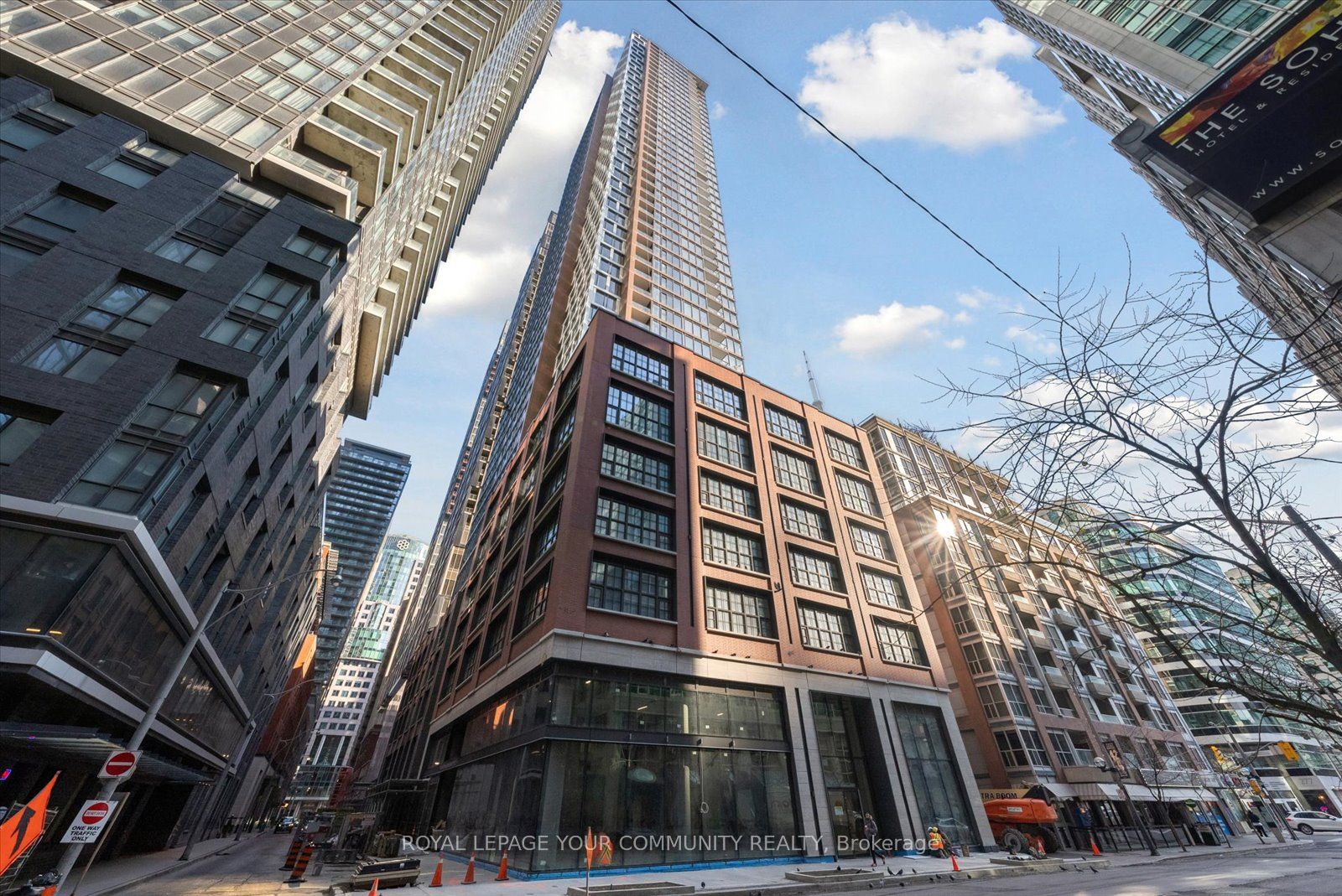 1415 - 35 Mercer St, Toronto | Leased, C8041538 | Condos.ca