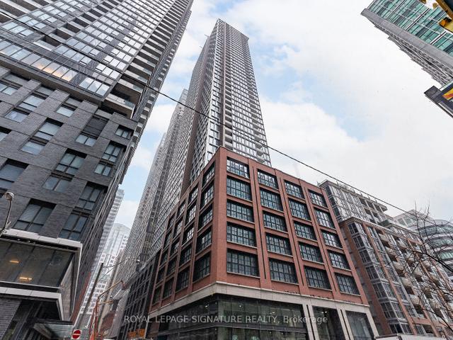 2015 - 55 Mercer St, Toronto | Leased, C8043860 | Condos.ca