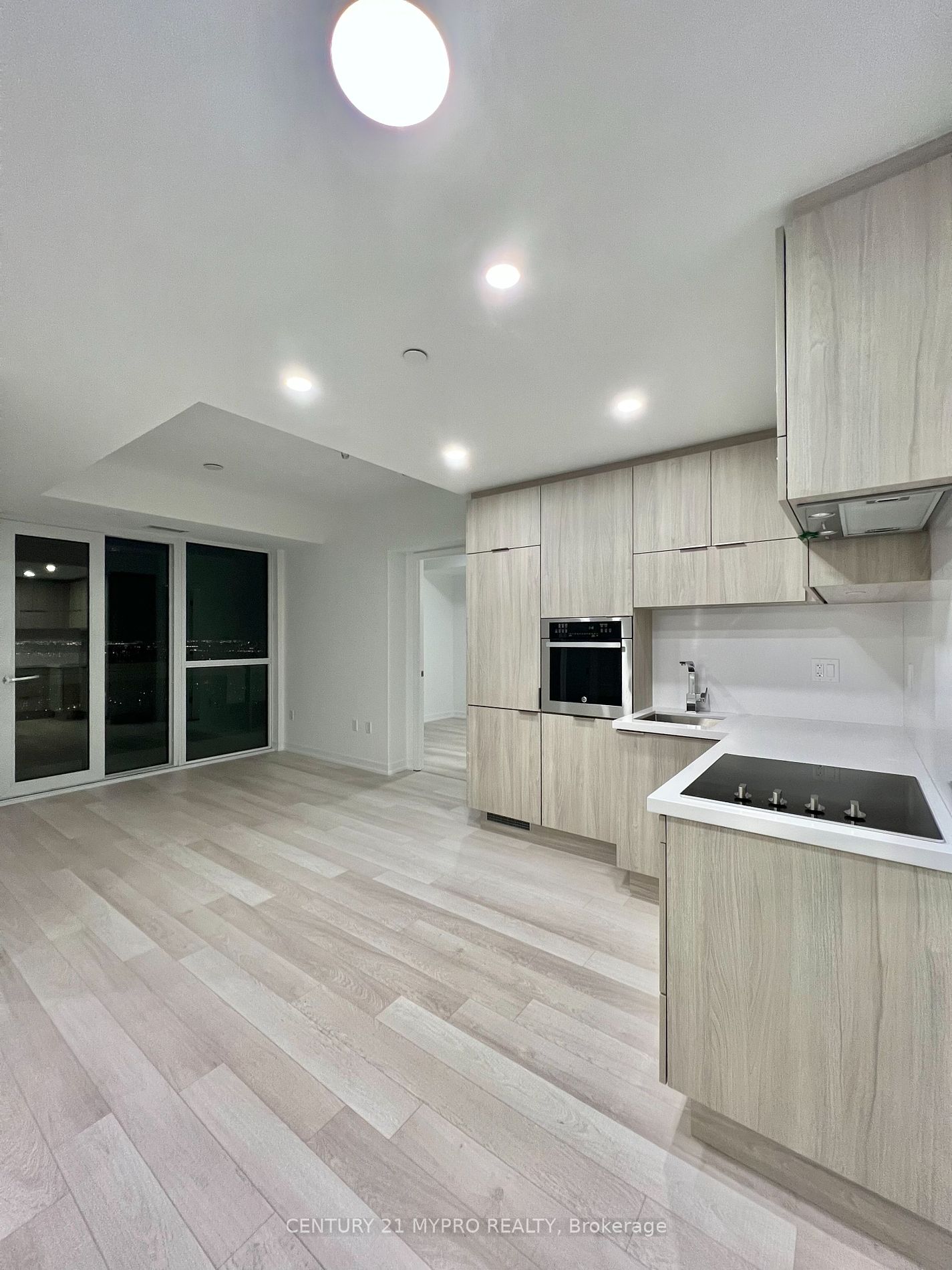 3806 - 39 Roehampton Ave, Toronto | Leased, C8051978 | Condos.ca