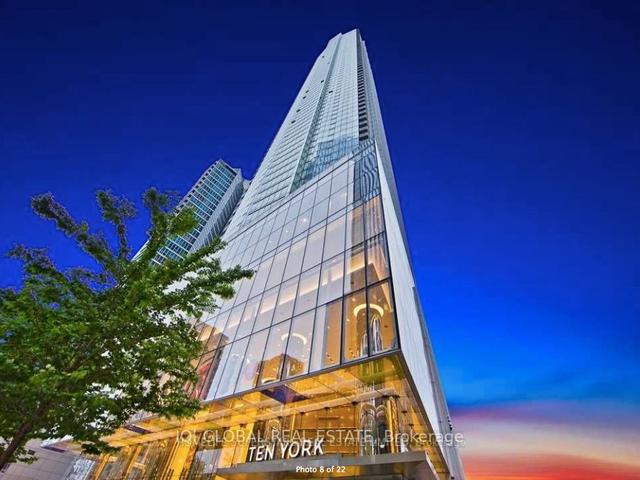 10 York St | Ten York Condos | 13 Condos for Sale & 11 Condos for Rent ...