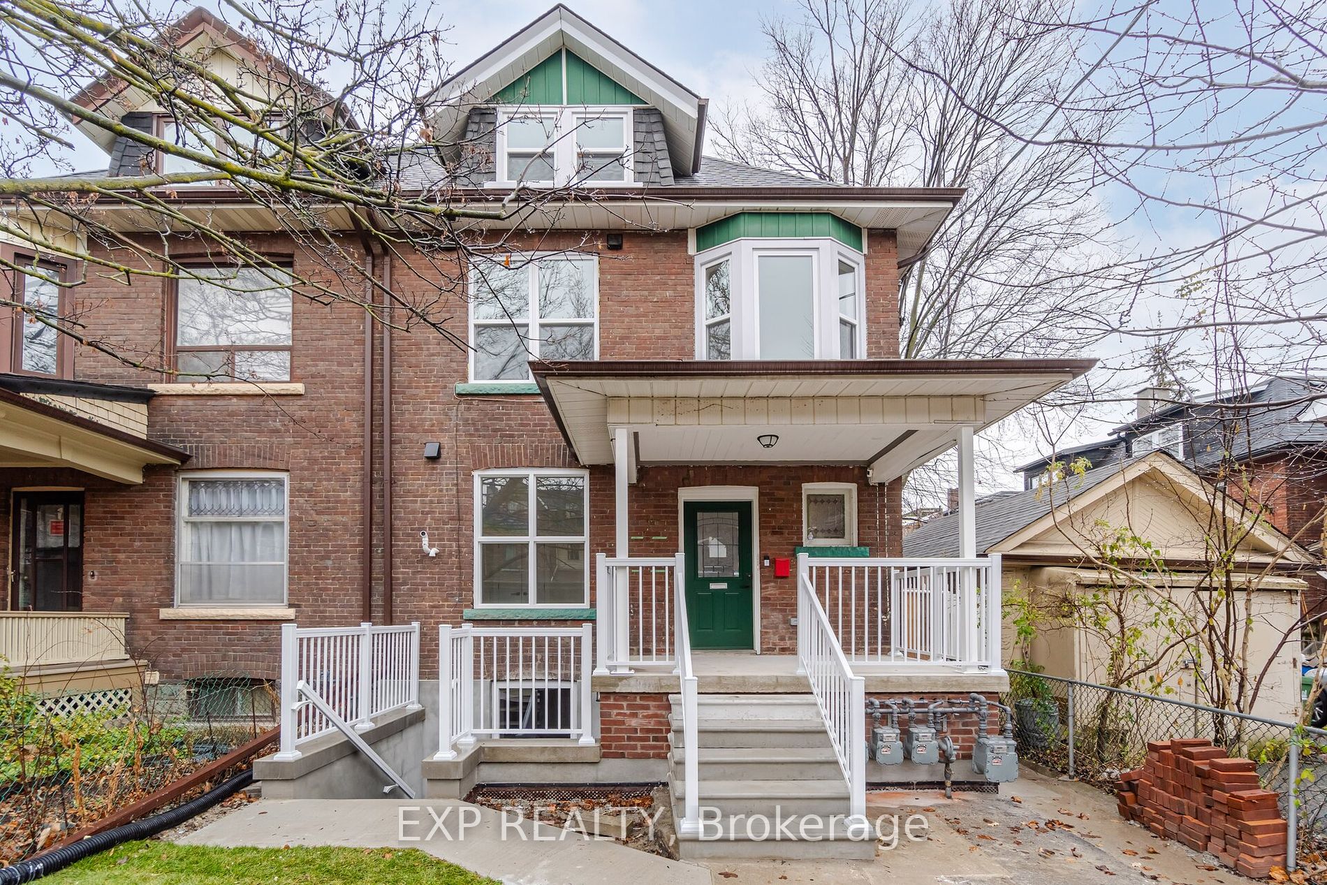 3F - 73 Dewson St, Toronto | For Rent @ $2,750 | Property.ca