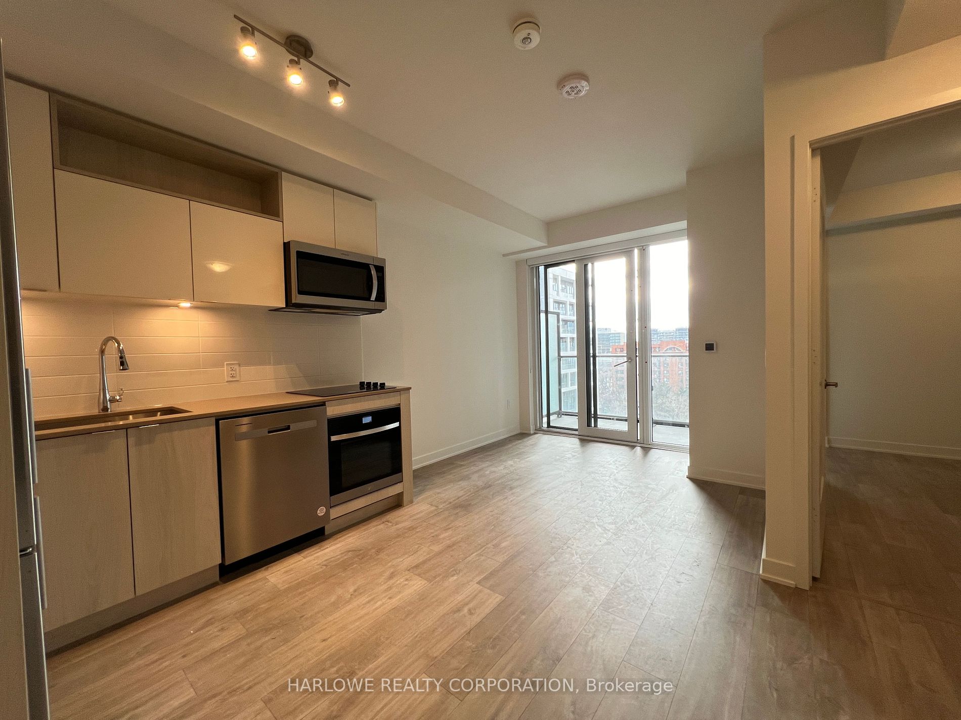 739 W - 135 Lower Sherbourne St, Toronto | Leased, C8093686 | Condos.ca