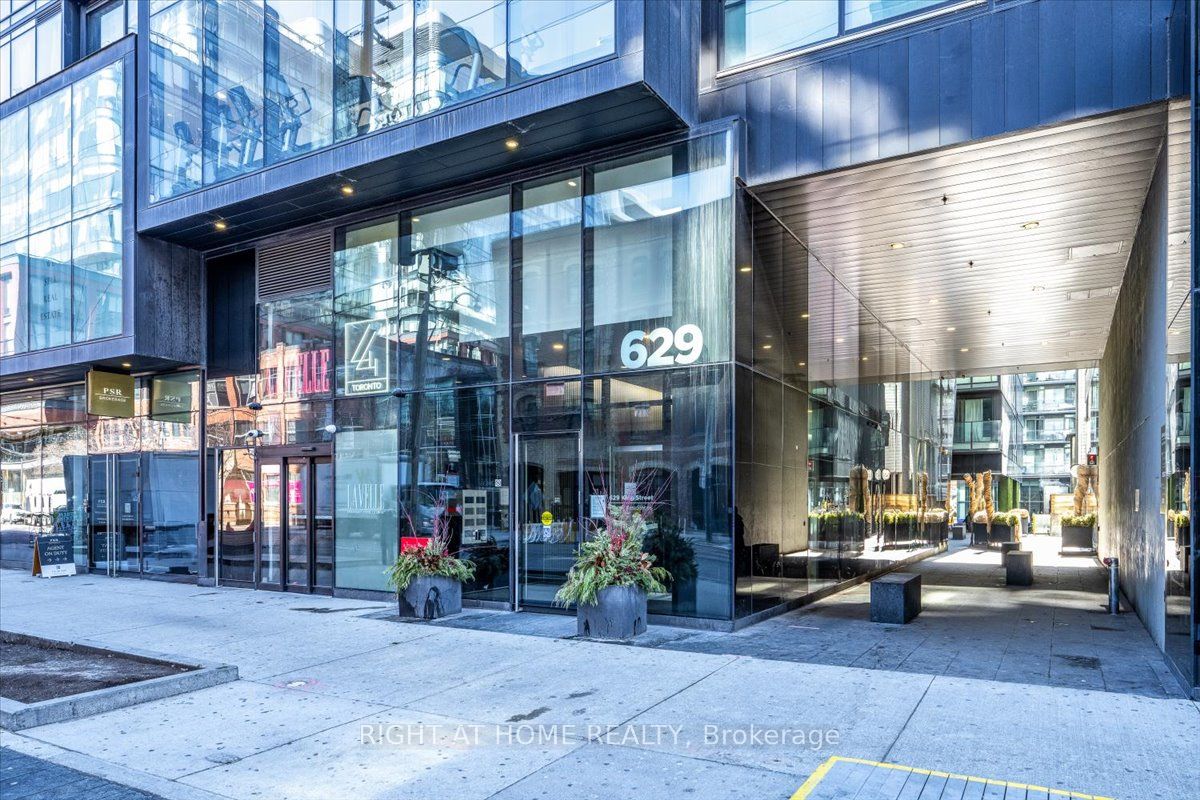 1223 - 629 King St W, Toronto | Sold, C8113124 | Condos.ca