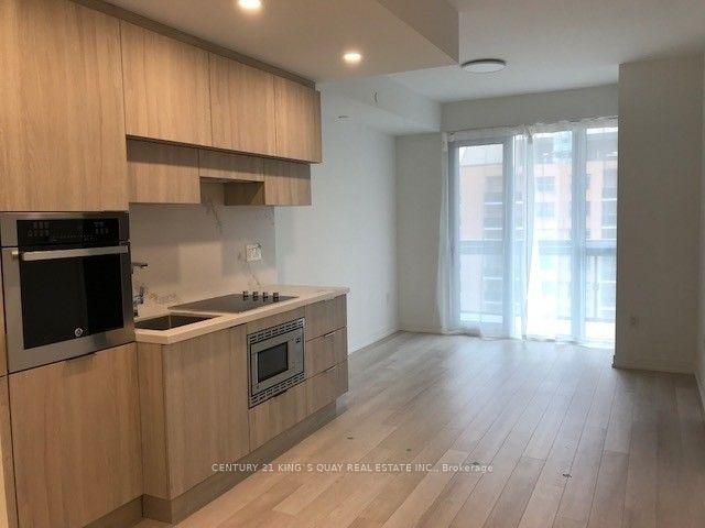 39 Roehampton Ave | 13 Condos for Sale & 20 Condos for Rent | Condos.ca