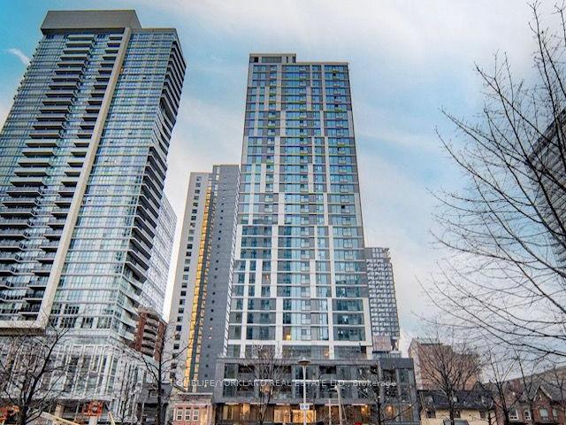 2405 - 65 Mutual St, Toronto | Leased, C8114632 | Condos.ca