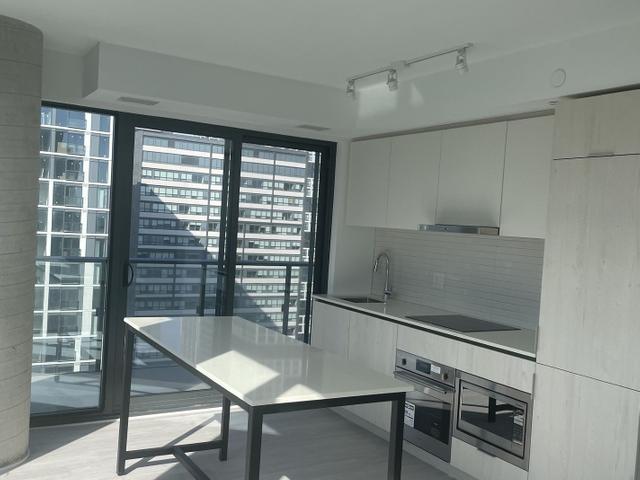 2903 - 47 Mutual St, Toronto | Leased, C8115820 | Property.ca