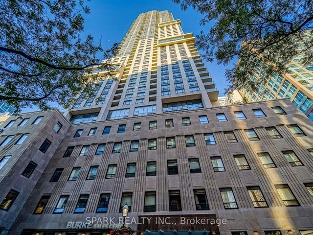 1201 - 88 Scott St, Toronto | Sold, C8116648 | Condos.ca