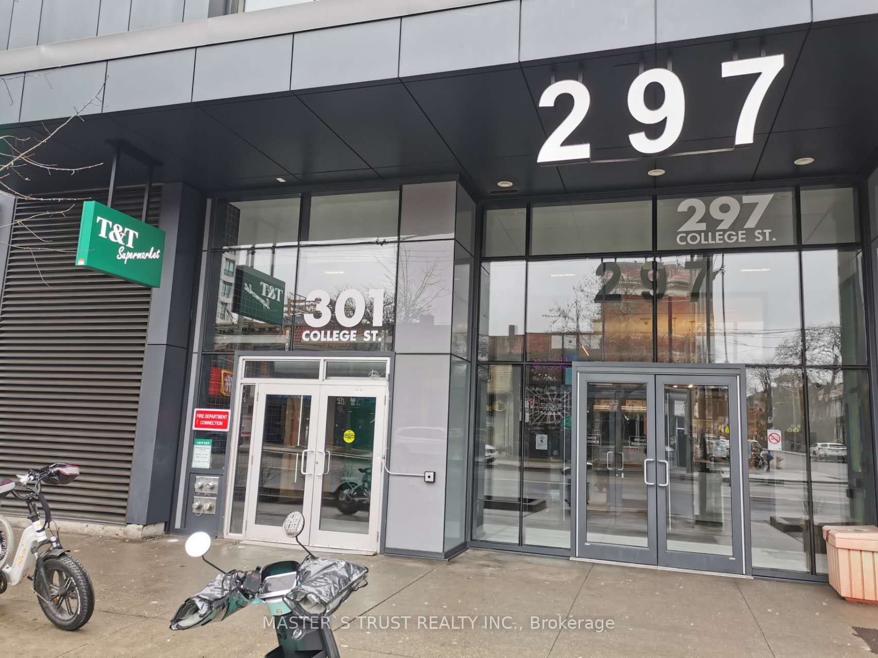 1219 - 297 College St, Toronto | Leased, C8121182 | Condos.ca