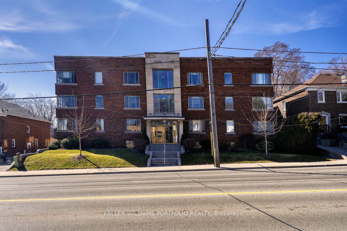 B2 - 1840 Bathurst St, York | Sold, C8134940 | Condos.ca
