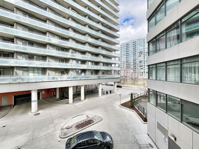 320 - 20 Joe Shuster Way, Toronto | Leased, C8149180 | Condos.ca