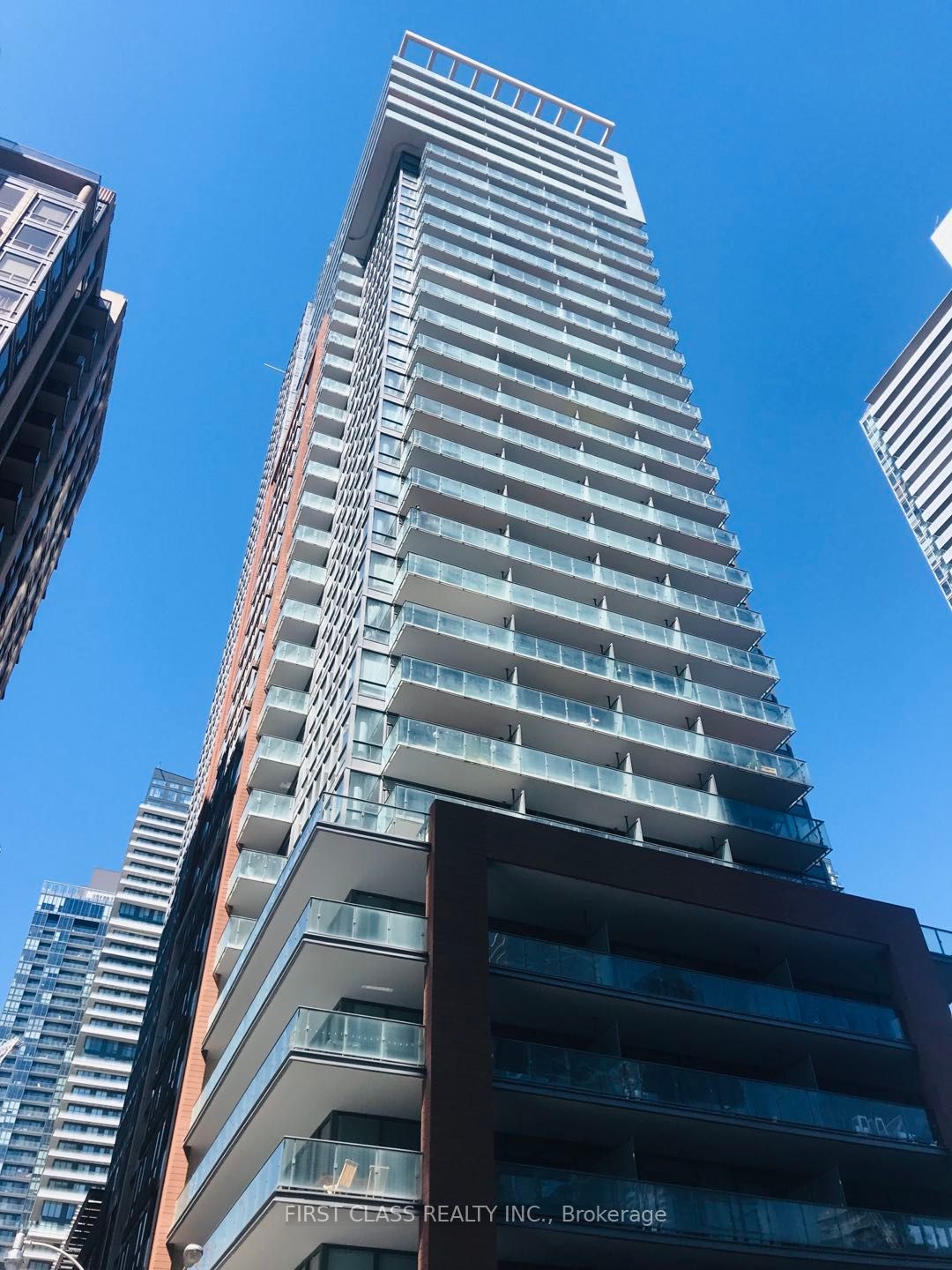 521 - 8 Mercer St, Toronto | Terminated, C8157118 | Condos.ca