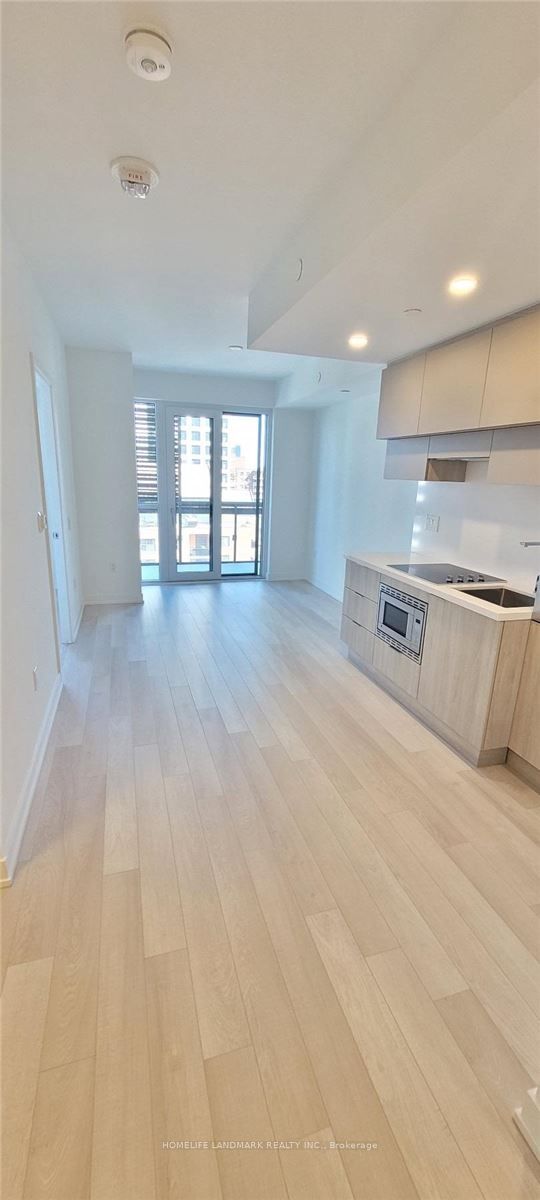 1010 - 39 Roehampton Ave E, Toronto | Leased, C8165832 | Condos.ca