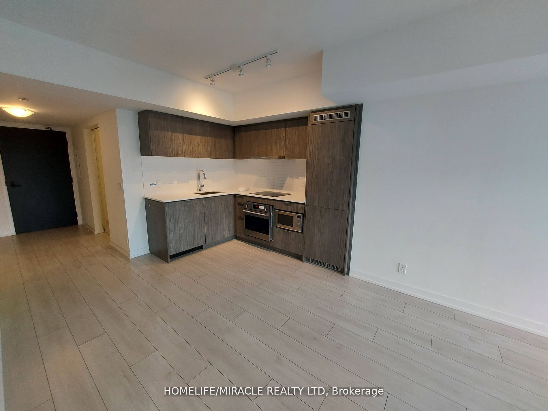 PH205 - 60 Shuter St, Toronto | Terminated, C8183524 | Condos.ca
