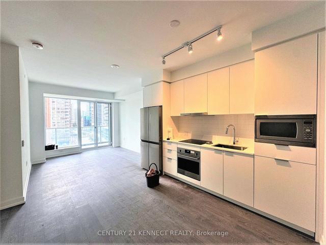 512 - 8 Olympic Garden Dr, North York | Leased, C8201616 | Condos.ca