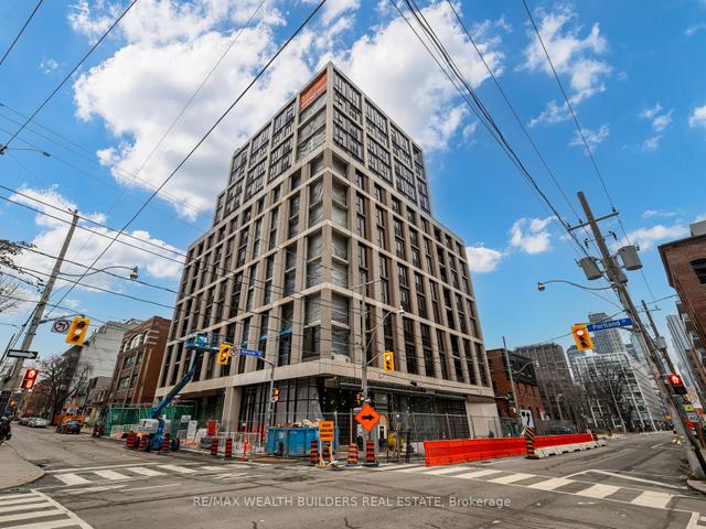 123 Portland St, Toronto, ON | Condos.ca
