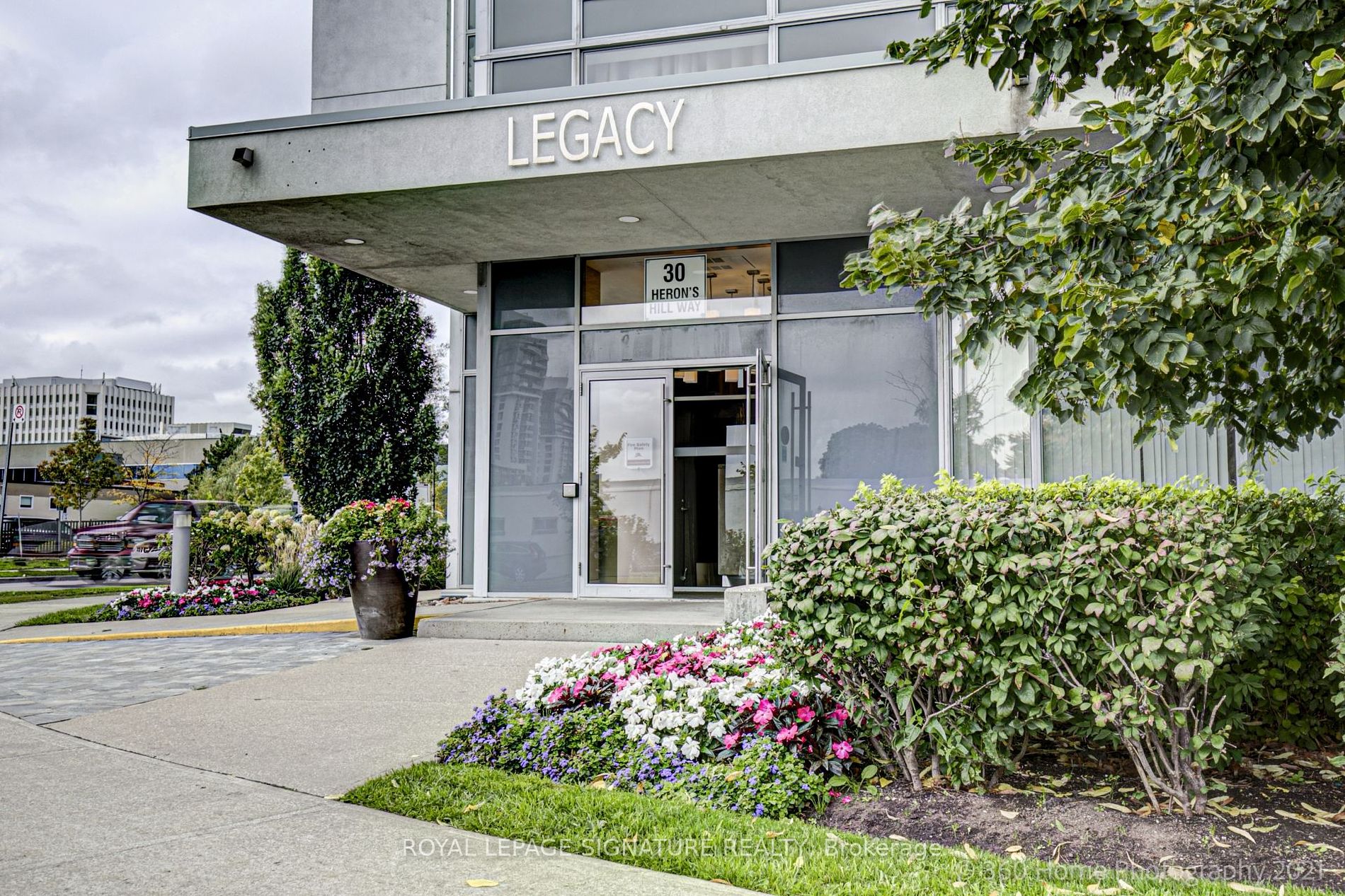 804 - 30 Herons Hill Way, North York | Leased, C8262366 | Condos.ca