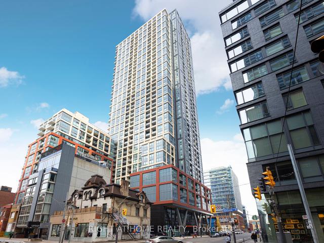 303 - 108 Peter St, Toronto | For Sale @ $619,900 | Condos.ca