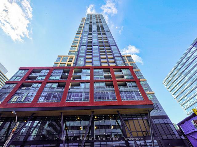108 Peter St | 12 Condos for Sale & 10 Condos for Rent | Condos.ca