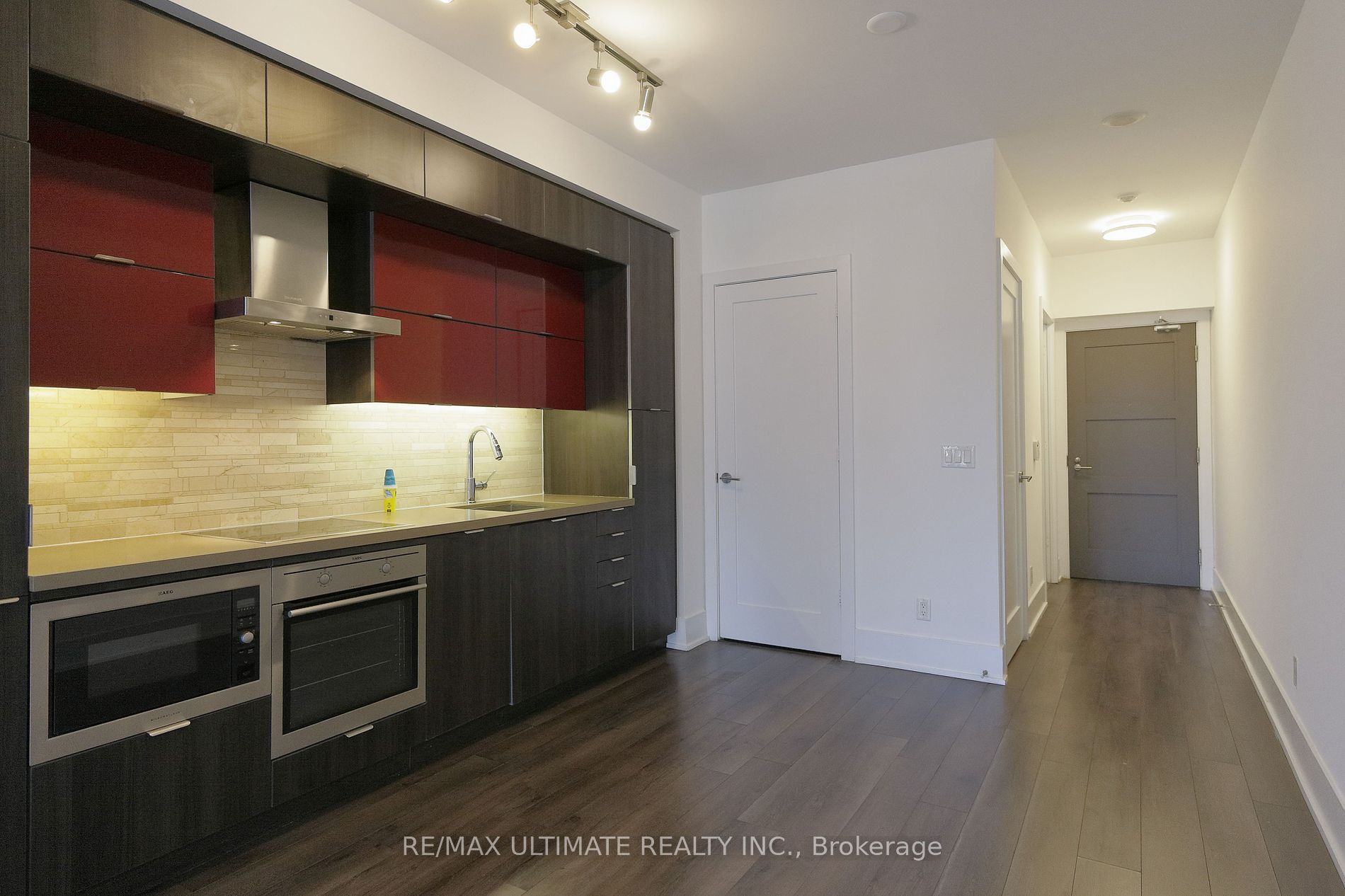 2110 - 300 Front St W, Toronto | Leased, C8277202 | Condos.ca