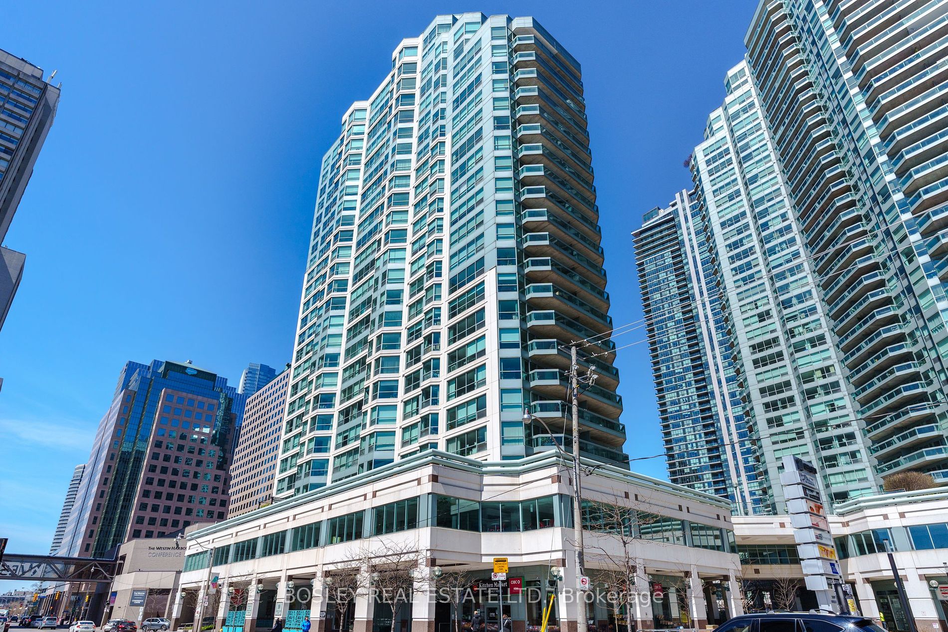 313 - 10 Queens Quay W, Toronto | Sold, C8289298 | Condos.ca