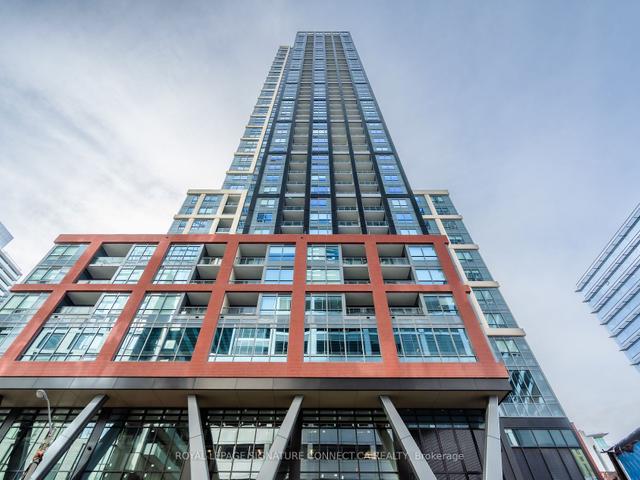 108 Peter St | 12 Condos for Sale & 5 Condos for Rent | Condos.ca