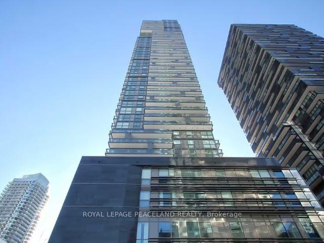 1802 - 39 Roehampton Ave, Toronto | For Rent @ $2,400 | Property.ca