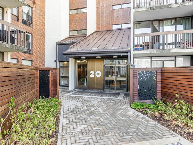 10 Fashion Roseway | Bayview Place Condos | 2 Condos for Sale & 1 Condo ...