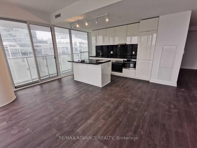 1010 - 15 Queens Quay E, Toronto | For Rent @ $4,000 | Condos.ca