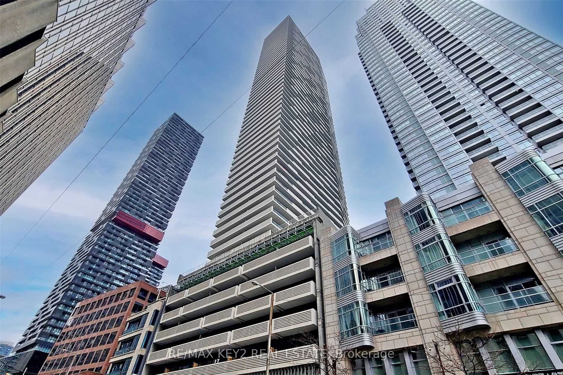 3504 - 2221 Yonge St, Toronto | Terminated, C8371234 | Condos.ca