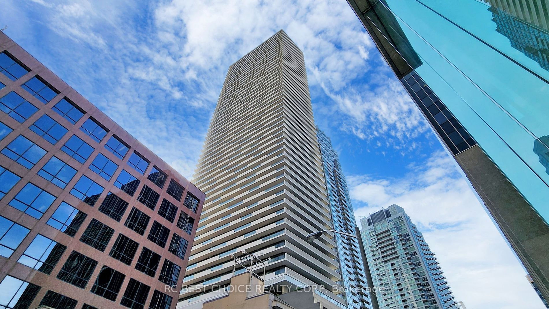 2206 - 2221 Yonge St, Toronto | Terminated, C8384672 | Condos.ca