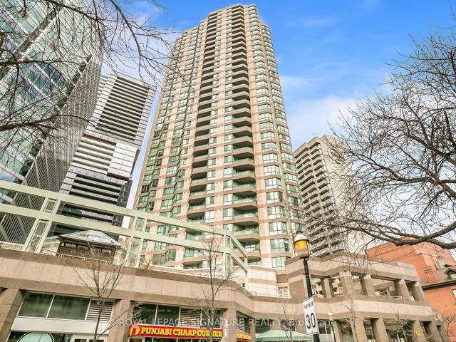 802 - 38 Elm St, Toronto | Sold, C8398460 | Condos.ca