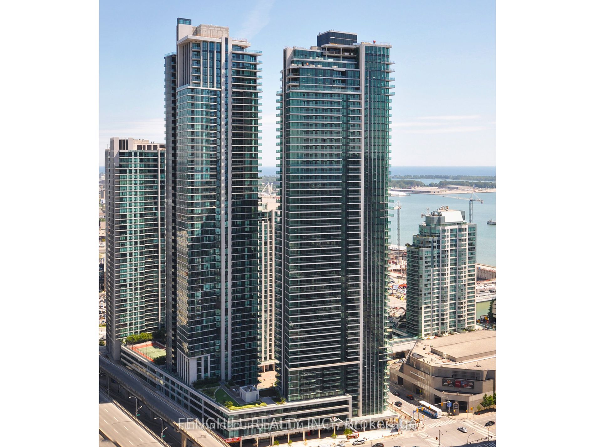 209 - 33 Bay St, Toronto | Leased, C8400502 | Condos.ca