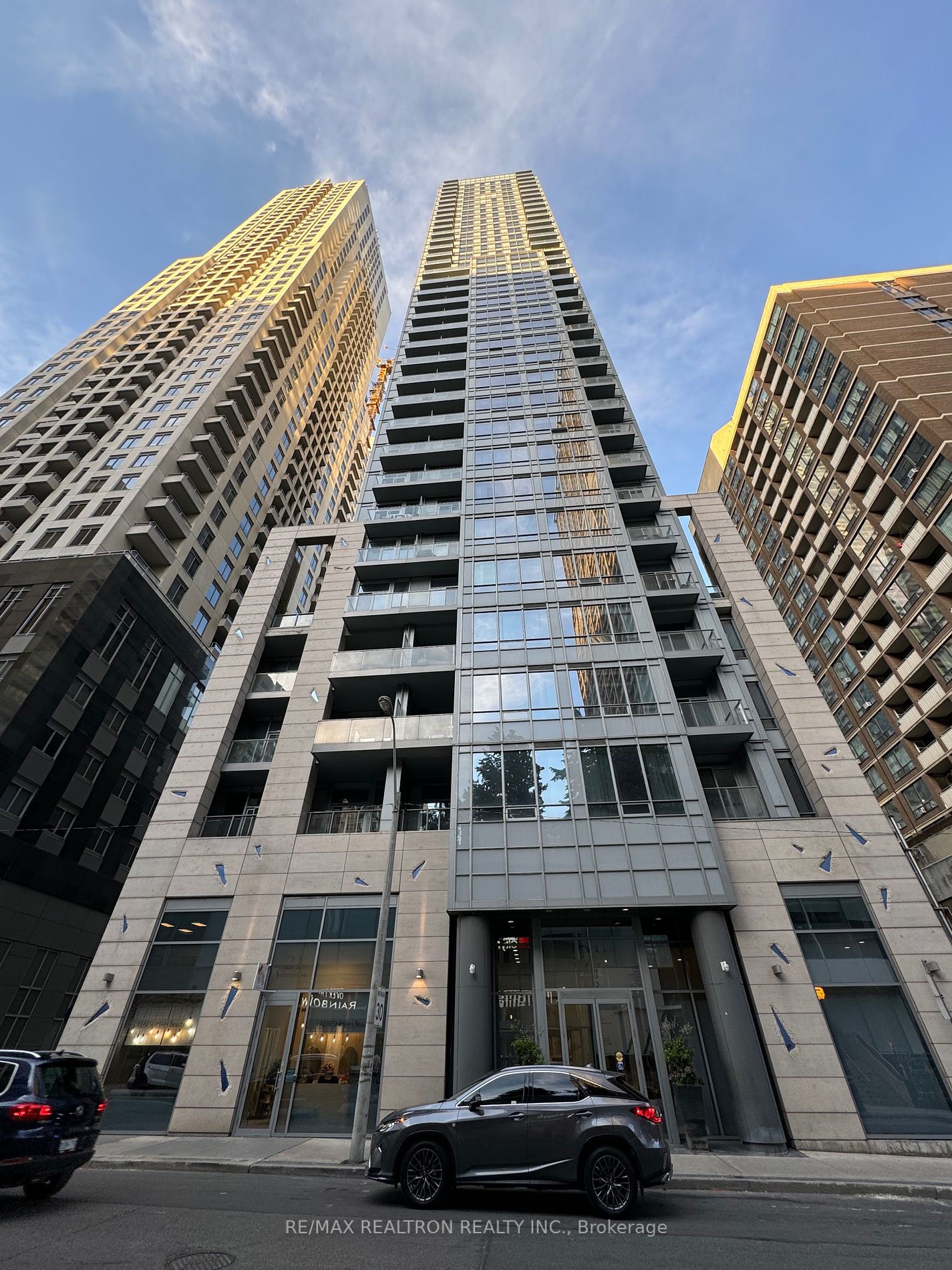 903 - 21 Balmuto St, Toronto | Leased, C8446840 | Condos.ca