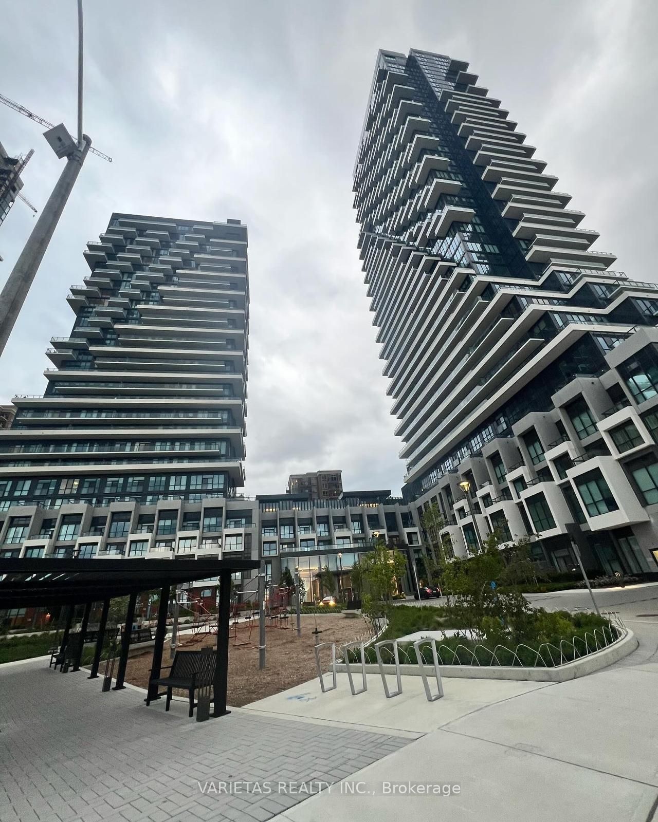 3409 - 30 Inn On The Park Dr, North York | Leased, C8486360 | Condos.ca