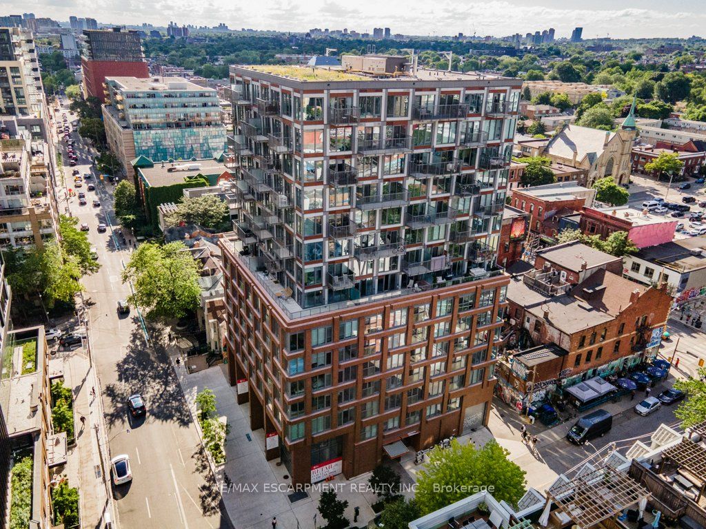 803 - 2 Augusta Ave, Toronto | Leased, C9007084 | Condos.ca