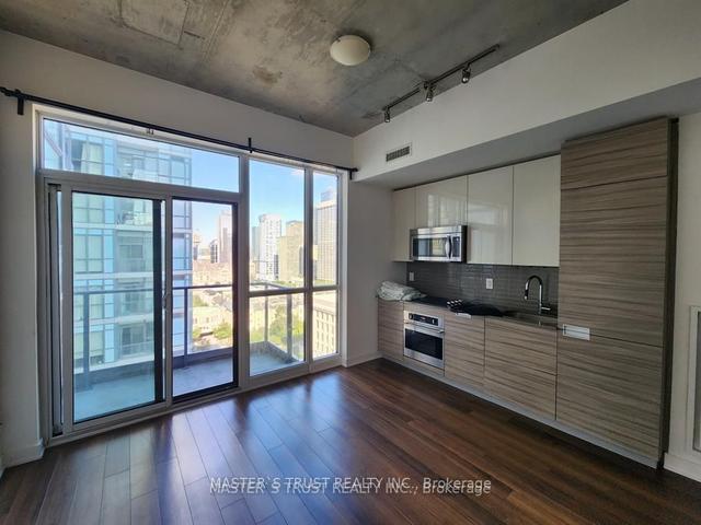 1903 - 210 Simcoe St, Toronto | Suspended, C9007903 | Condos.ca