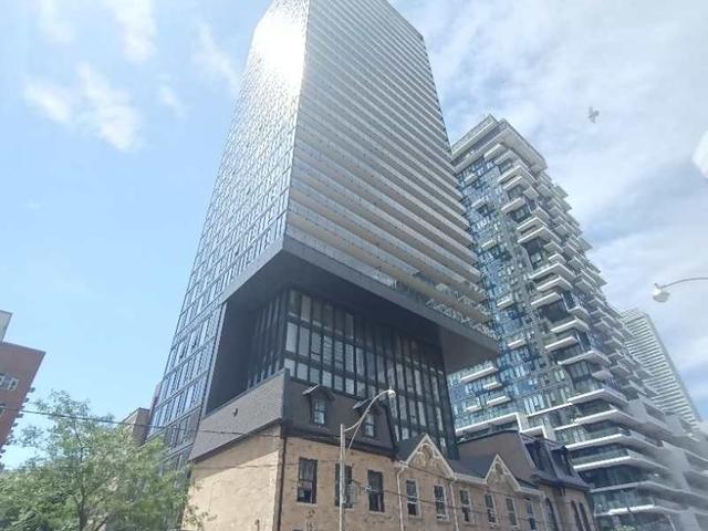 47 Mutual St, Toronto, ON | Condos.ca
